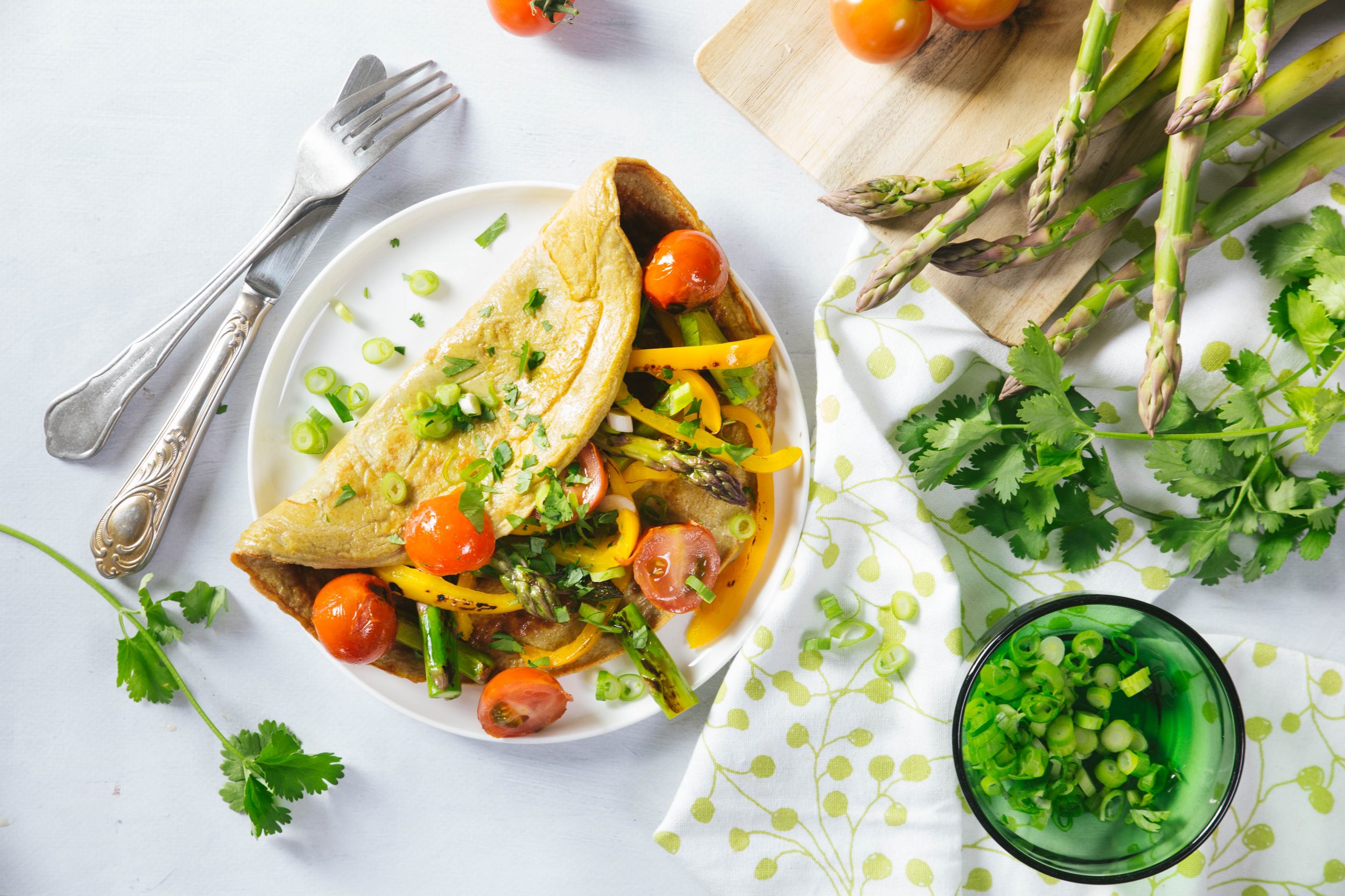 Groene curry omelet met verse groenten - Fairtrade Original